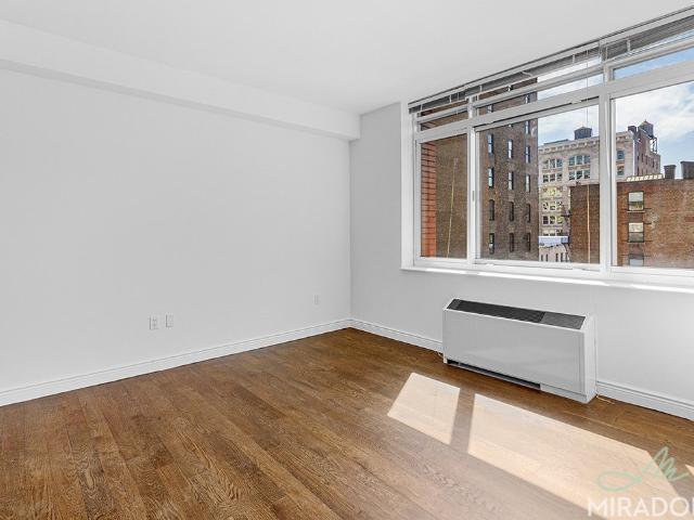 60 W 23rd Street 538