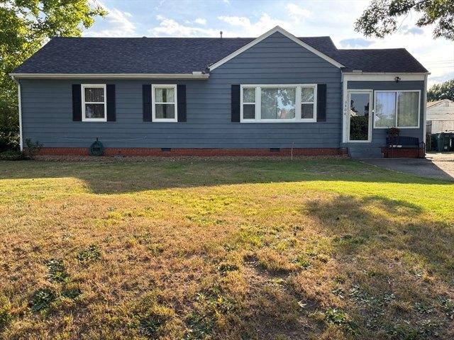 60 Wamsutta Ave, Bourne, MA 02559