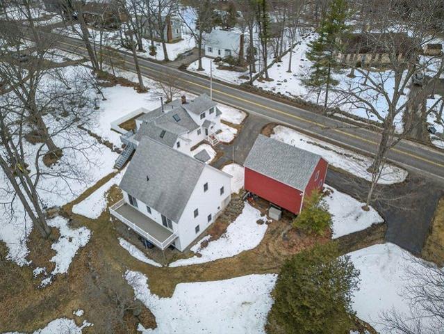 60 Walnut Ave, North Hampton, NH 03862