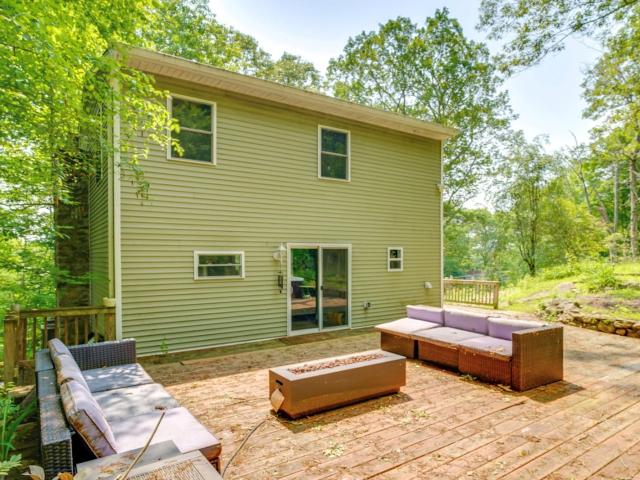 60 Warren Drive