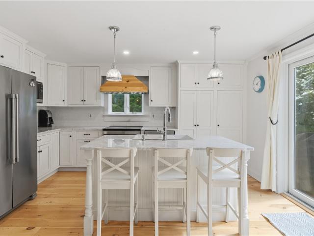 60 Westwind Road