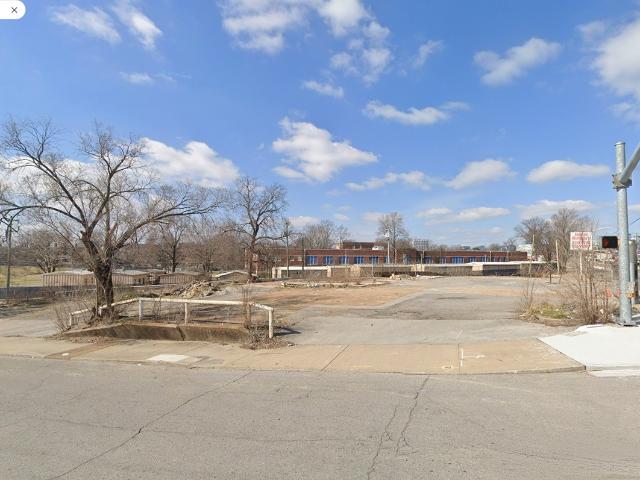 60 Wharf Ave