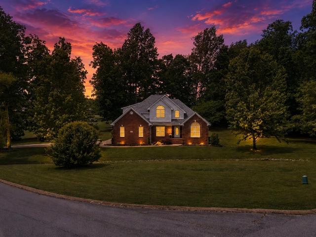 60 Windwood Dr