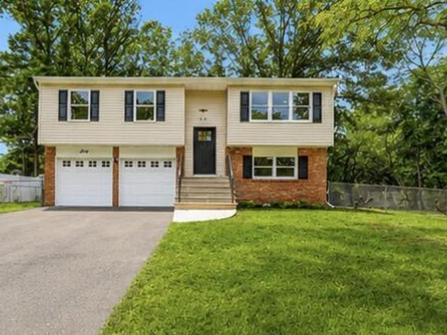 60 Woodland Road