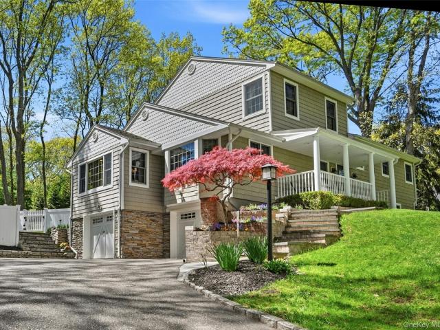 60 Woodvale Avenue