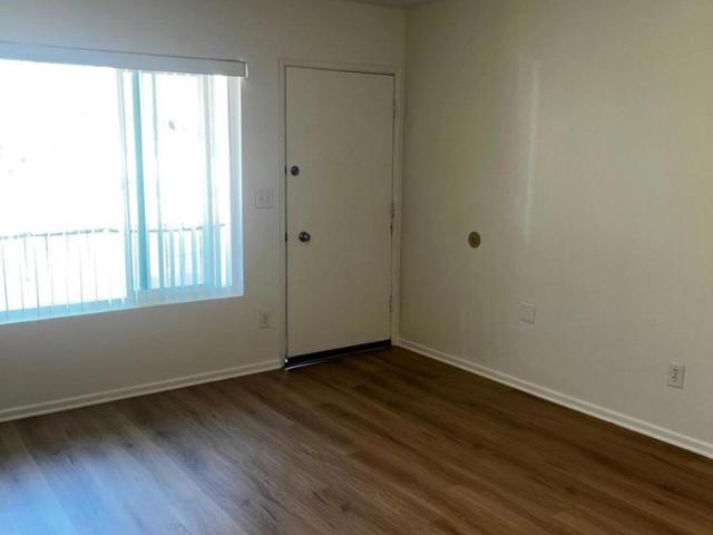60 A Brentwood Avenue