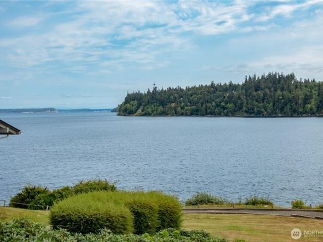 60 Admiralty Ln Unit 325, Port Ludlow, WA 98365