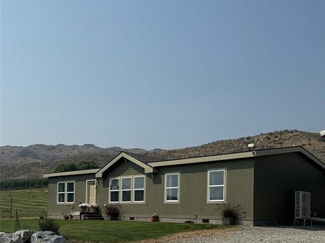 60 Alvarado Rd, Tonasket, WA 98855