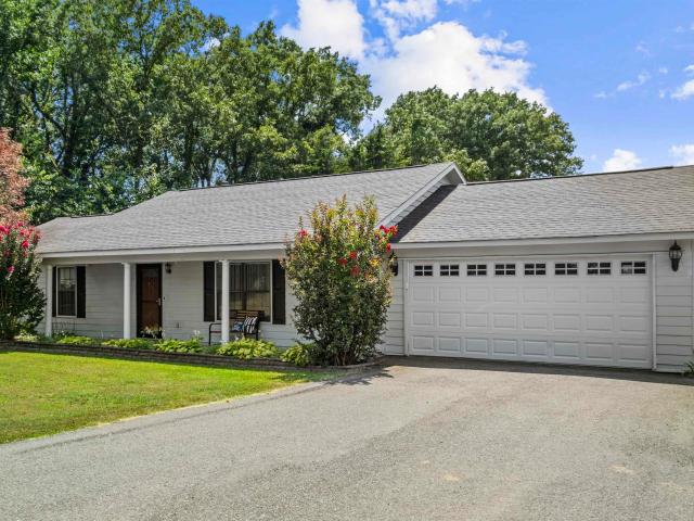 60 Andrew Dr