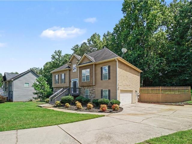 60 Ashley Pointe Drive