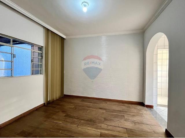60 Área Útil Casa Alugar, 2 Dormitórios localizado em Ipiranga, Juiz de Fora, Minas Gerais, 36031470 | Brasil