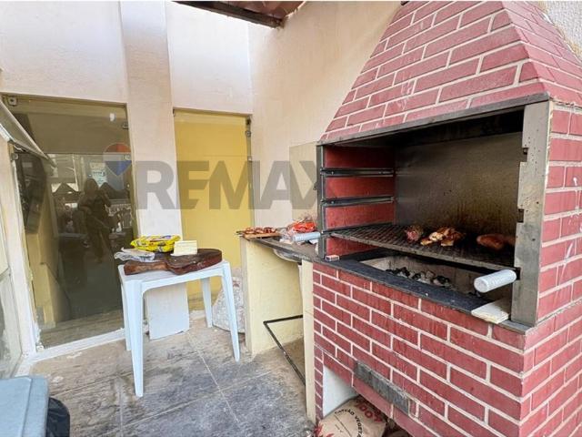 60 Área Útil Apartamento Alugar, 2 Dormitórios localizado em Rua Professor Lourival Pimenta Bastos, 257 ED. AGENA Costa Azul, Salvador, Bahia, 41760011 | Brasil