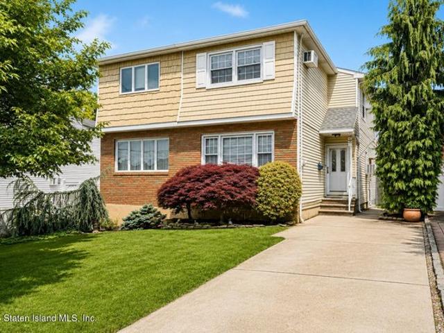 60 Bay Ter, Staten Island, NY 10306