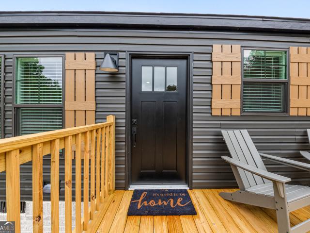 60 Bennys Dr