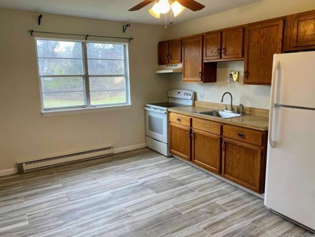 60 Belair Dr #60, New Milford, CT 06776