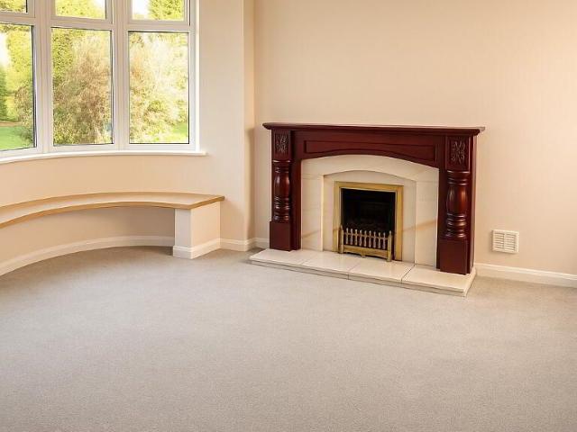 60 Belfast Road, Carrickfergus, BT38 9SU