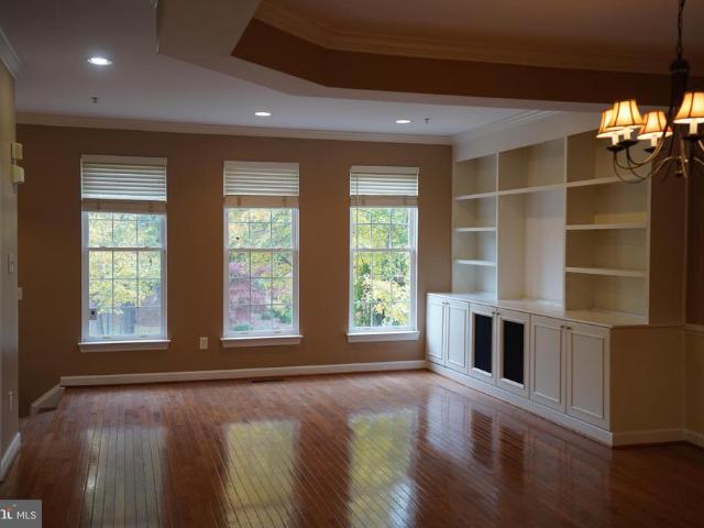 60 Calabash Court