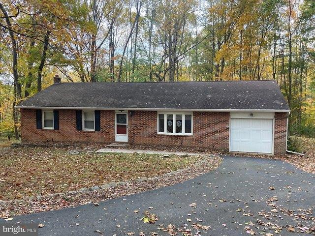 60 Carlin Dr, Coatesville, PA 19320