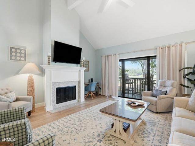 60 Carnoustie Rd Apt 972, Hilton Head Island, SC 29928