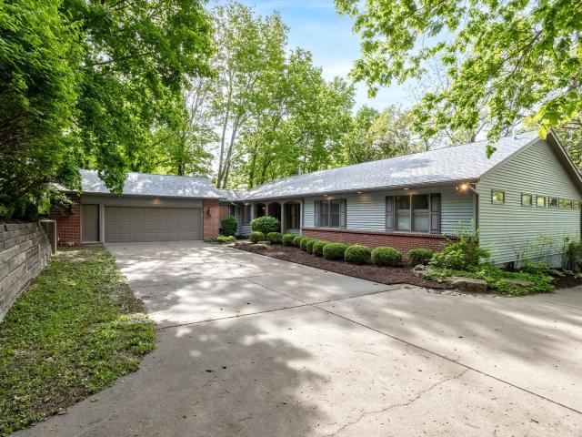 60 Custer Terrace
