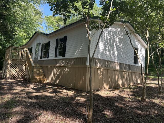 60 Dawson Ln