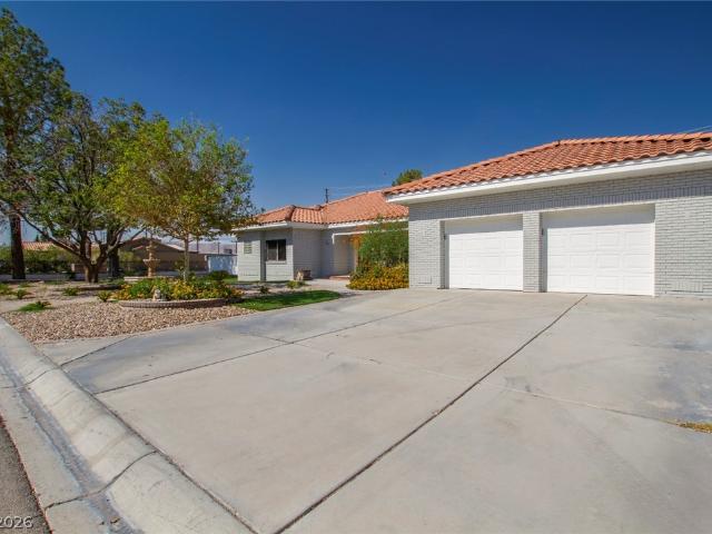 60 E Levi Avenue