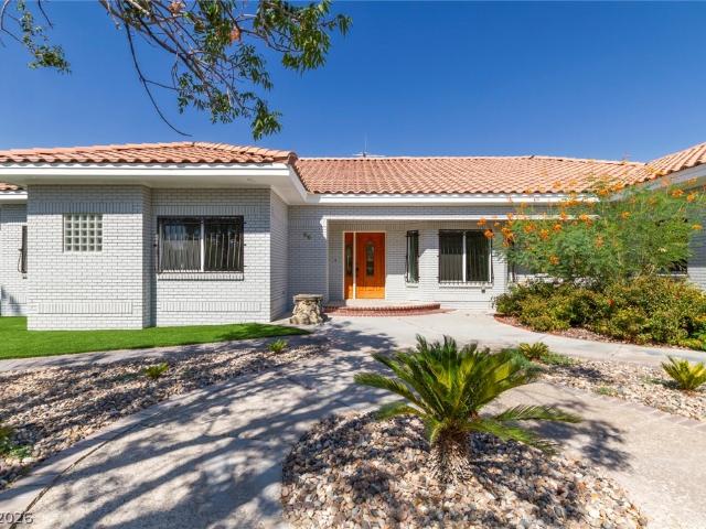 60 E Levi Avenue