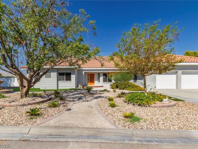 60 E Levi Avenue