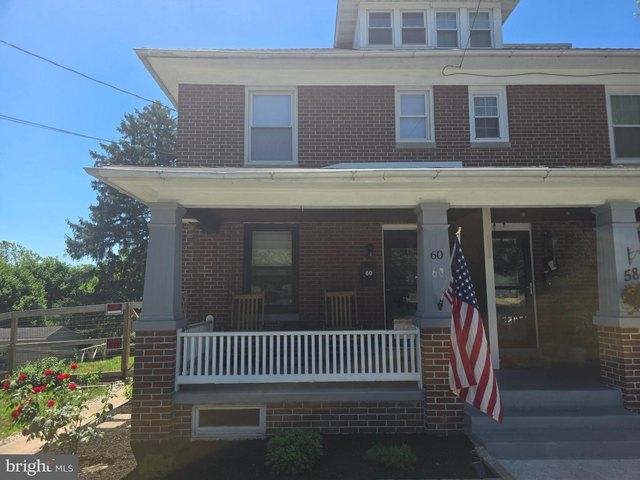 60 E York Ave, Spring Grove, PA 17362