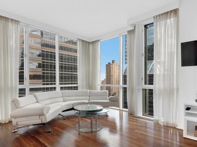 60 E 55th St Apt 36A, New York, NY 10022
