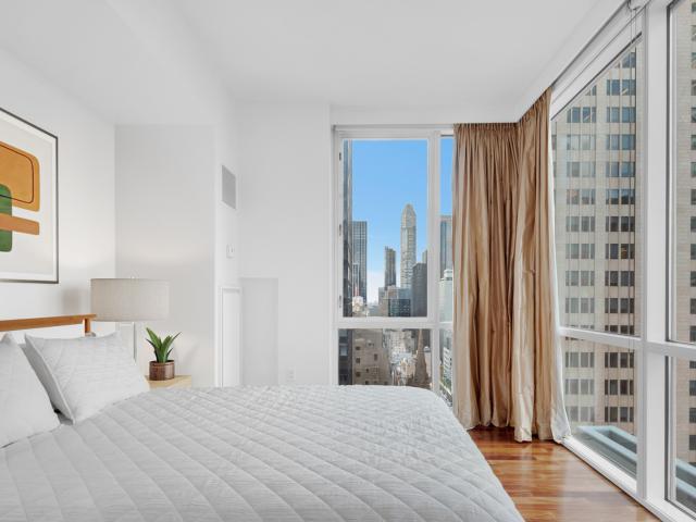 60 E 55TH Street 36A