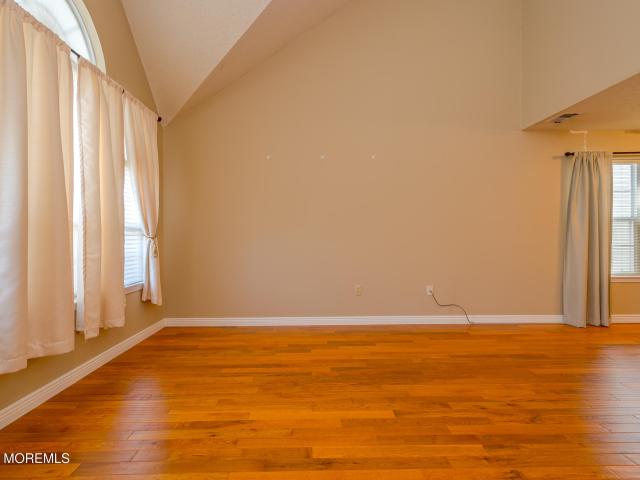 60 Glenn Oaks Court
