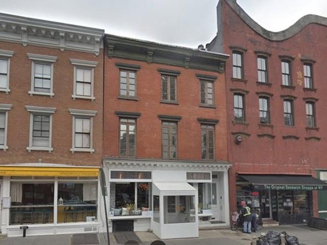 60 Greenwich Ave, New York, NY 10011