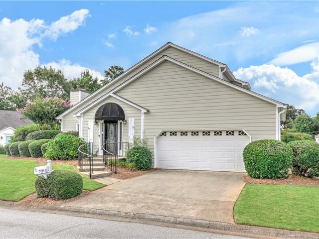 60 Heartwood Drive