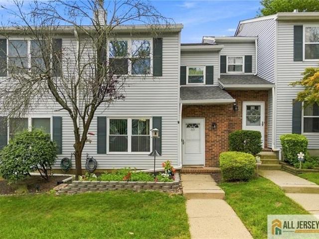 60 Hickory Ct Unit 81, Jamesburg, NJ 08831