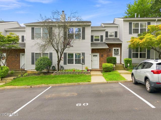 60 Hickory Court