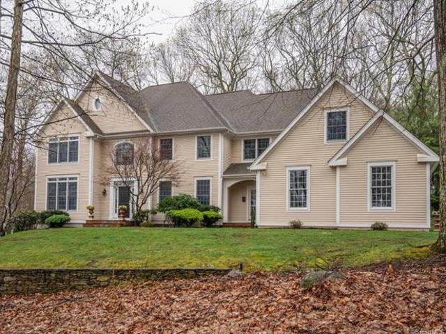 60 Hunter's Crossing, Burlington, CT 06013
