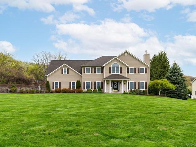 60 Idlewild Rd, Marlboro, NY 12542