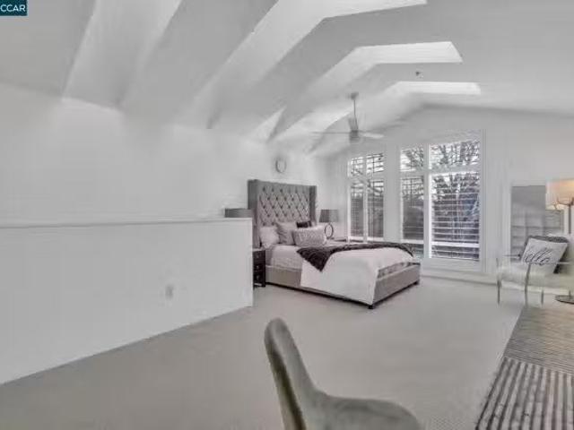 60 Iron Horse Ln, Walnut Creek CA 94597