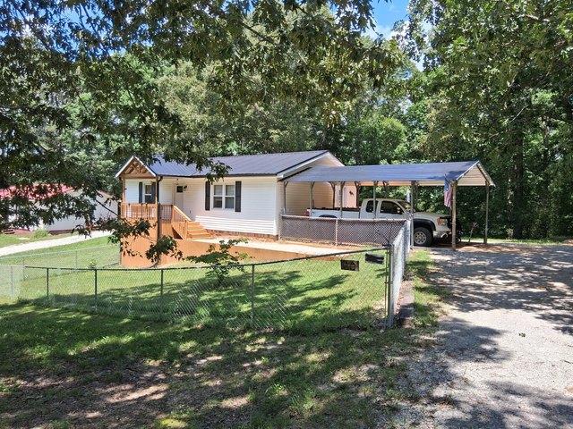 60 Jayson St, Camden, TN 38320