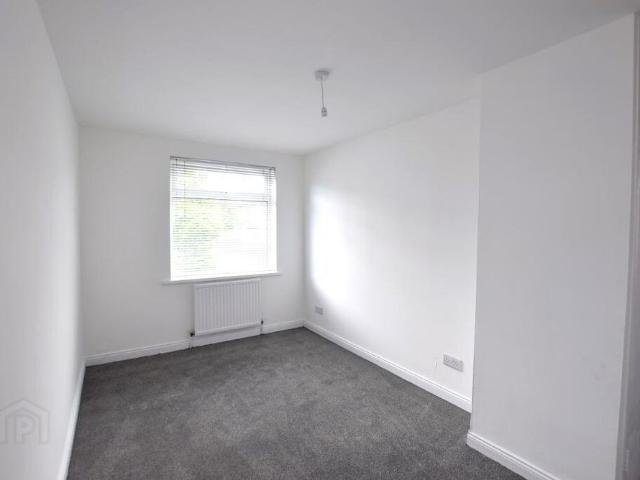 60 Kilmory Gardens, Belfast, BT5 7GD