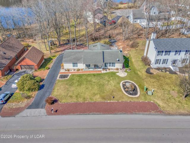 60 Lakeview Drive
