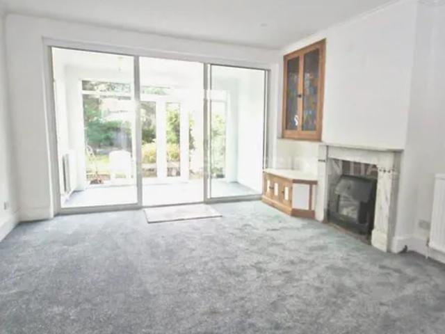 60 Lime Grove, London, KT3 3TR, United Kingdom | 4 bed house for rent #139265732 | Rentberry