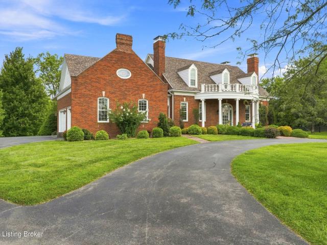 60 Lizas Cir