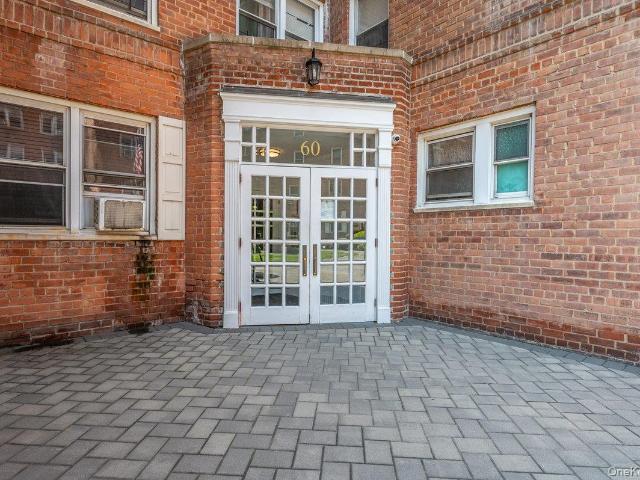 60 Locust Avenue 604A
