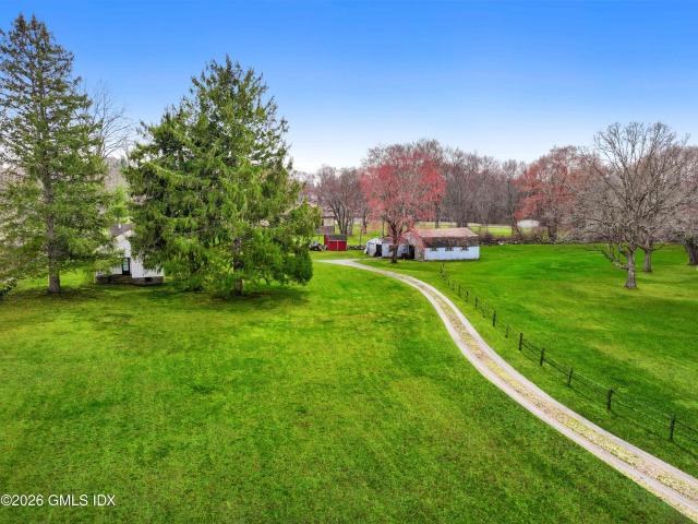 60 Locust Rd, Greenwich, CT 06831 | MLS #124700 | Compass