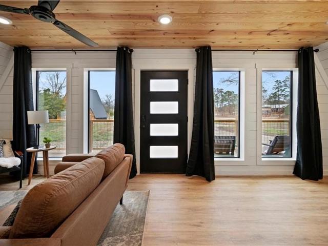 60 Lost Cedar Trail