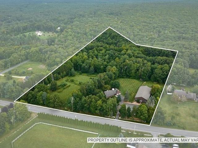 60 Main Rd, Westhampton, MA 01027