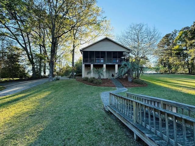 60 Mallard Cove Road