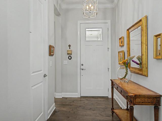 60 Middleton Place